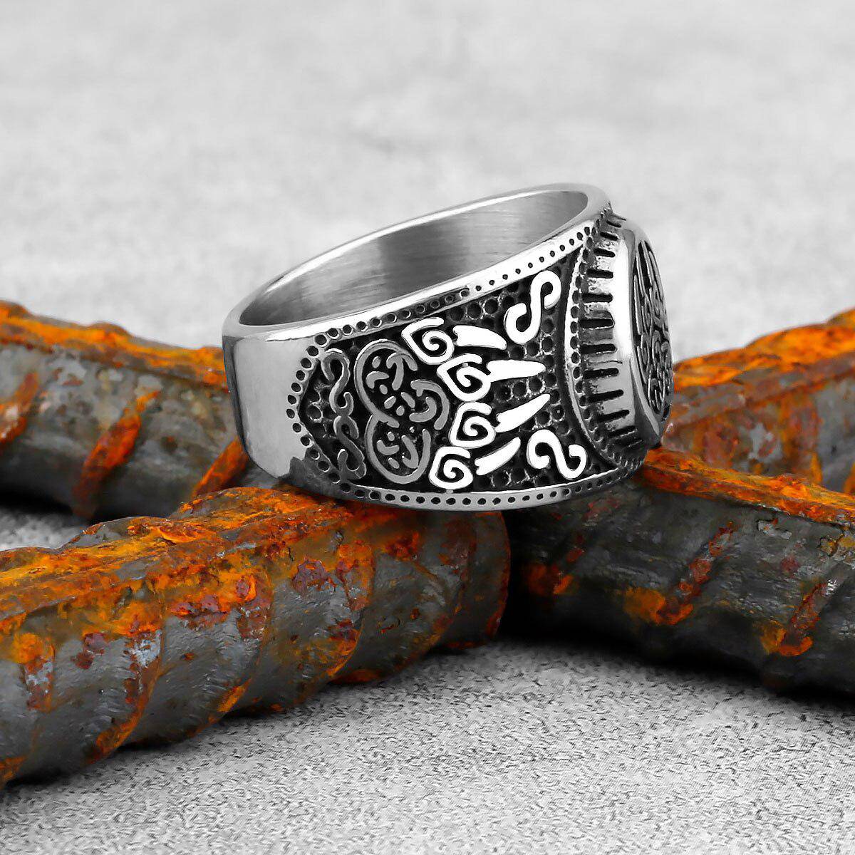 Viking Bear Claw Ring - Symbol of Strength & Cunning – Odins-Glory