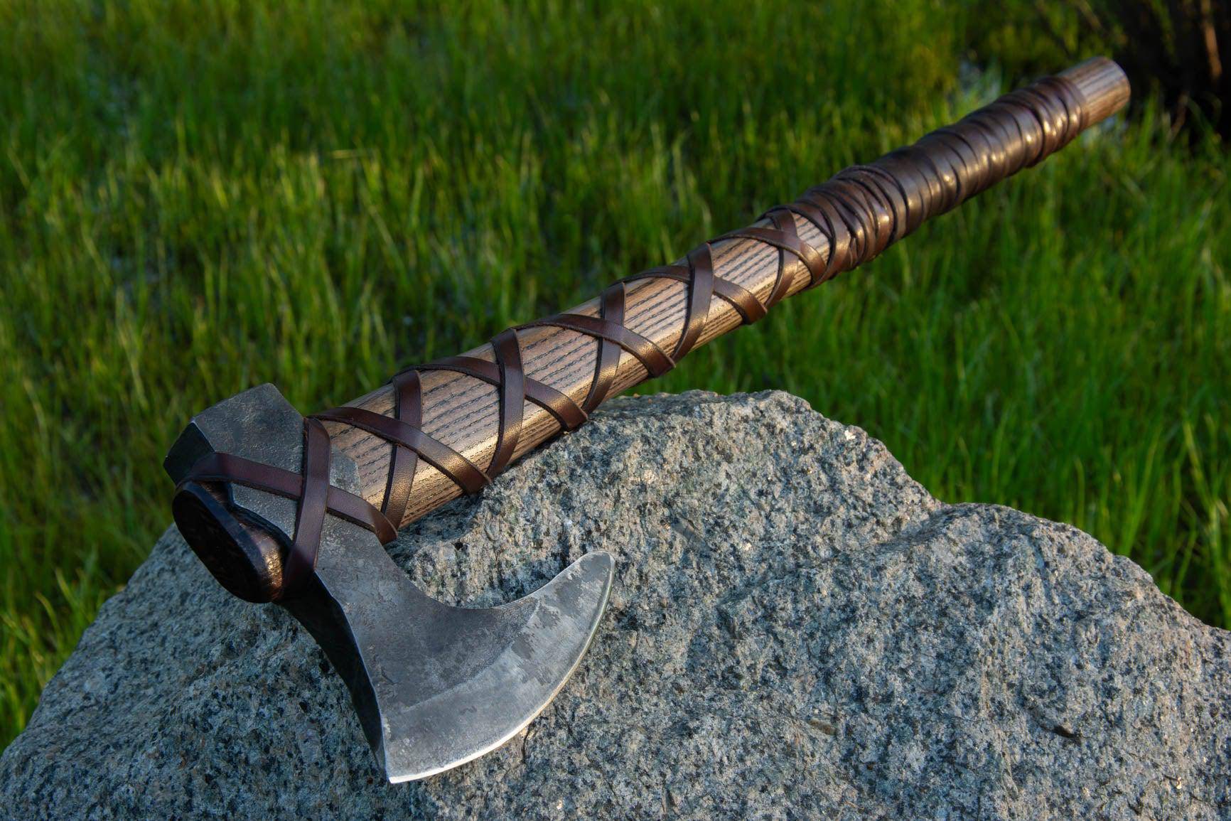 Hand-Forged Axe "Ares"– Odins-Glory